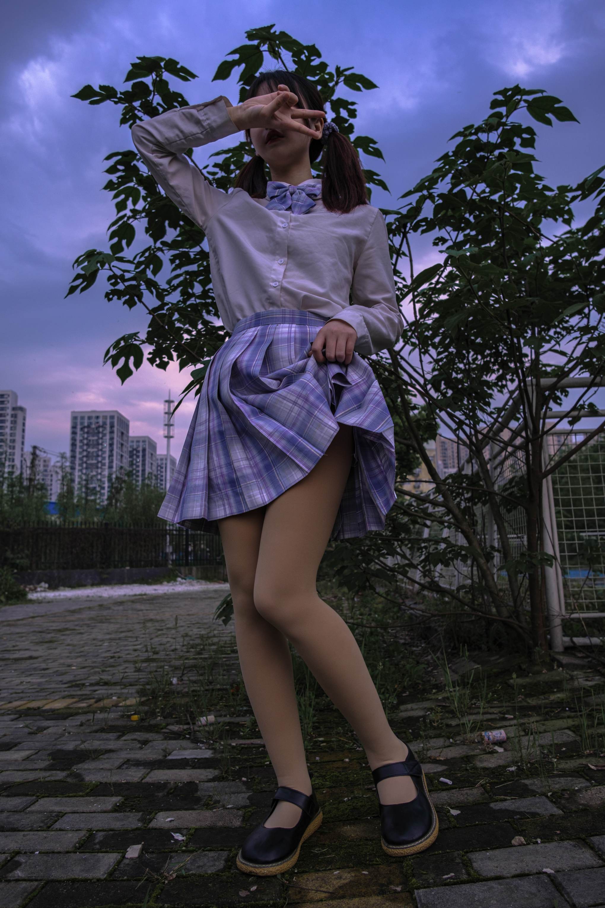 森萝财团-VIP内部作品 月下-001 小夜 厚肉丝 300D 真空 [76P-988MB] - 柚子肉