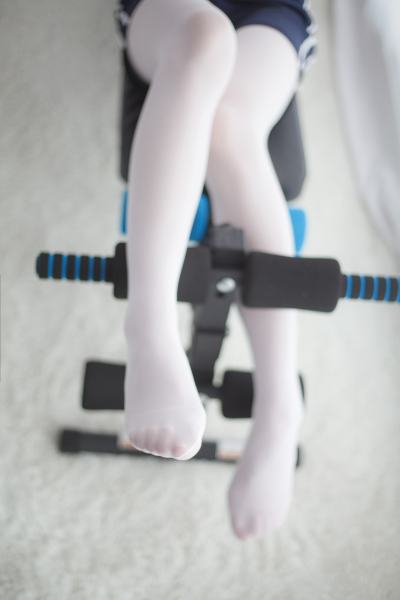 少女秩序-VOL.002 赤汐 白丝体操服 [40P-272MB] - 柚子肉