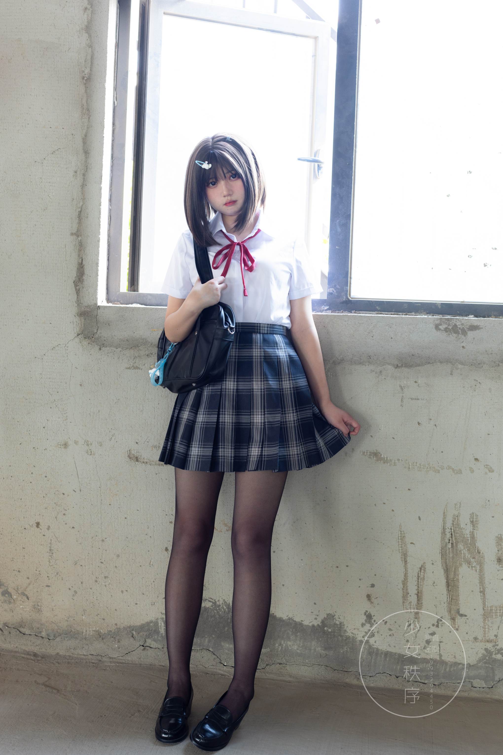 少女秩序-gr五一特别期L 黑丝jk [73P-1.45GB] - 柚子肉