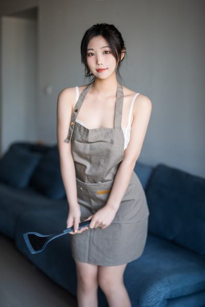 汪知子-围裙 [40P-262M] - 柚子肉