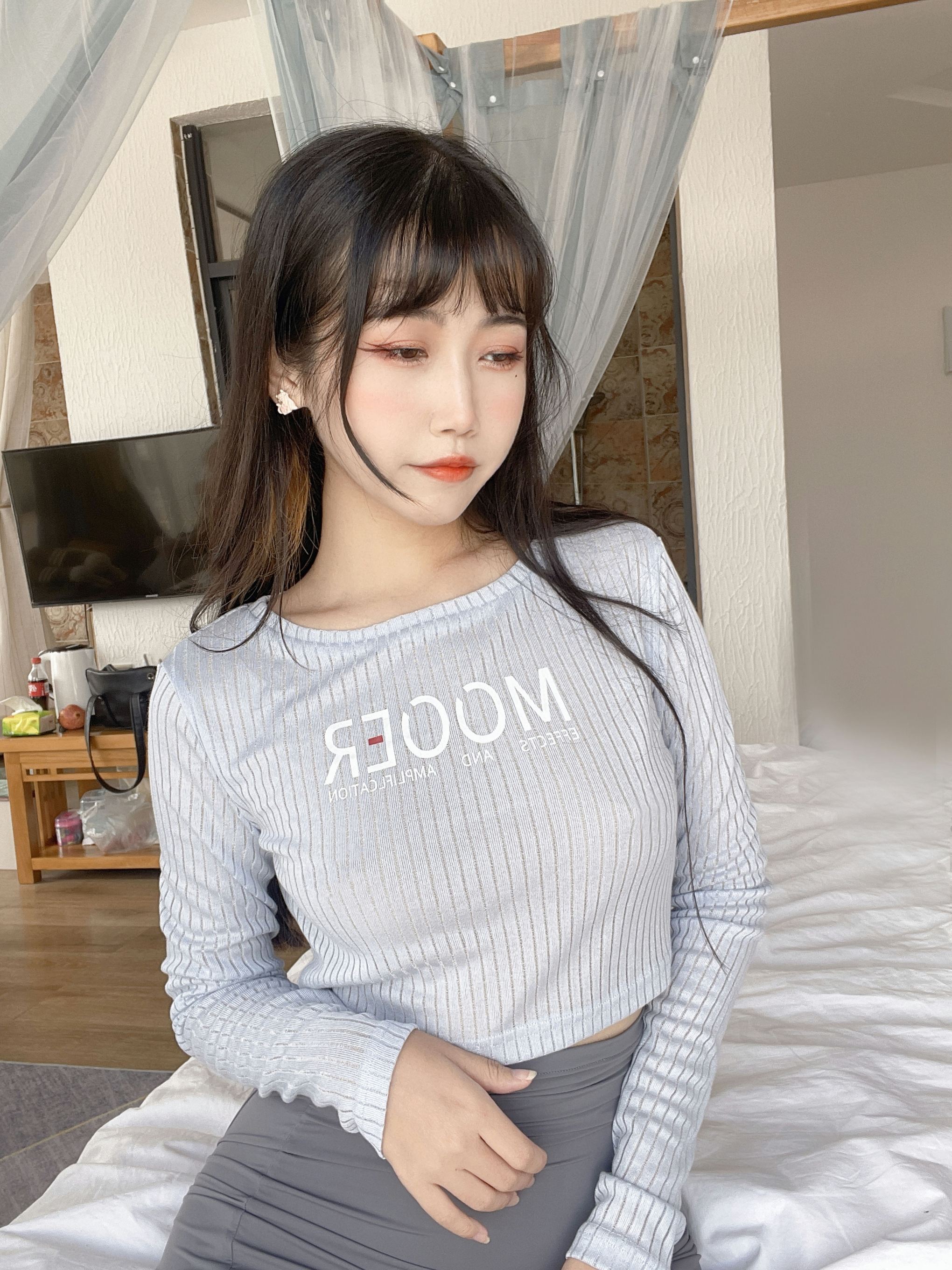 不呆猫-姐姐 [39P3V-1.28GB] - 柚子肉