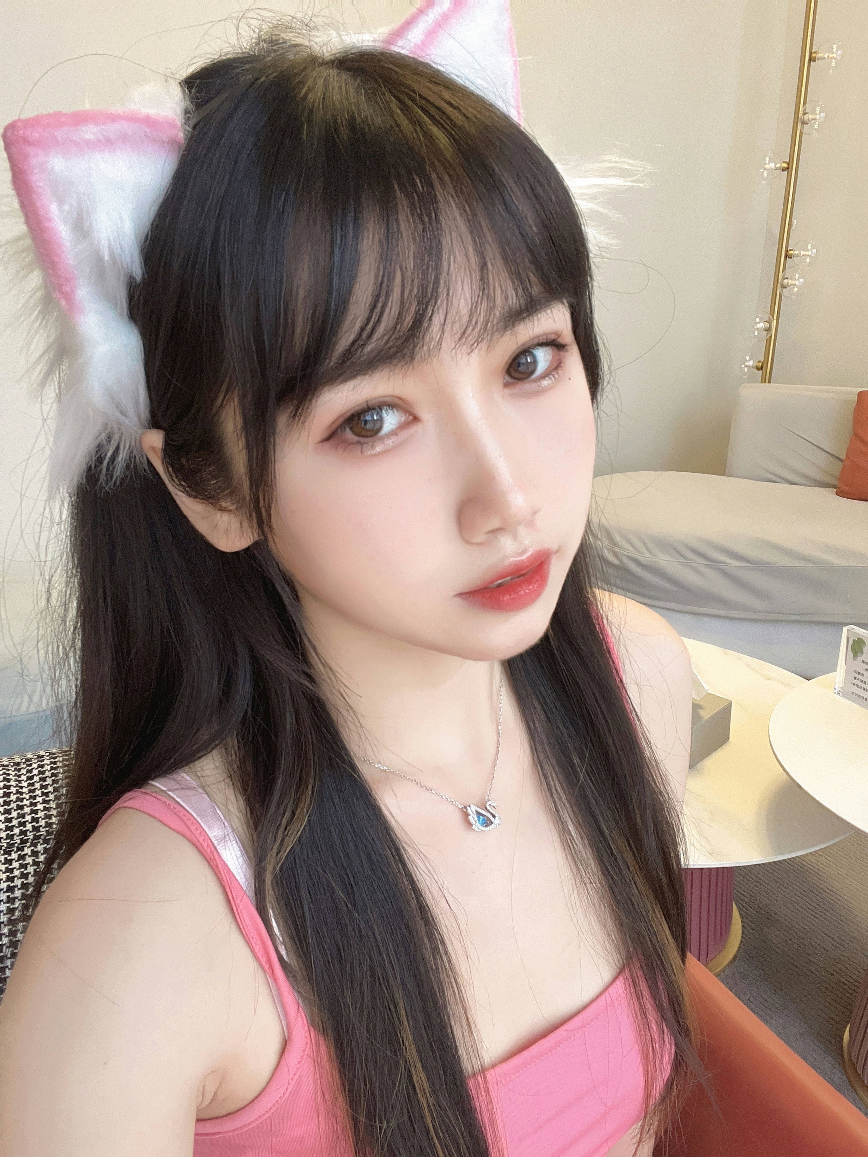 【不呆猫】浴室粉色 激凸人妻 [39P1V-420MB] - 猫爪