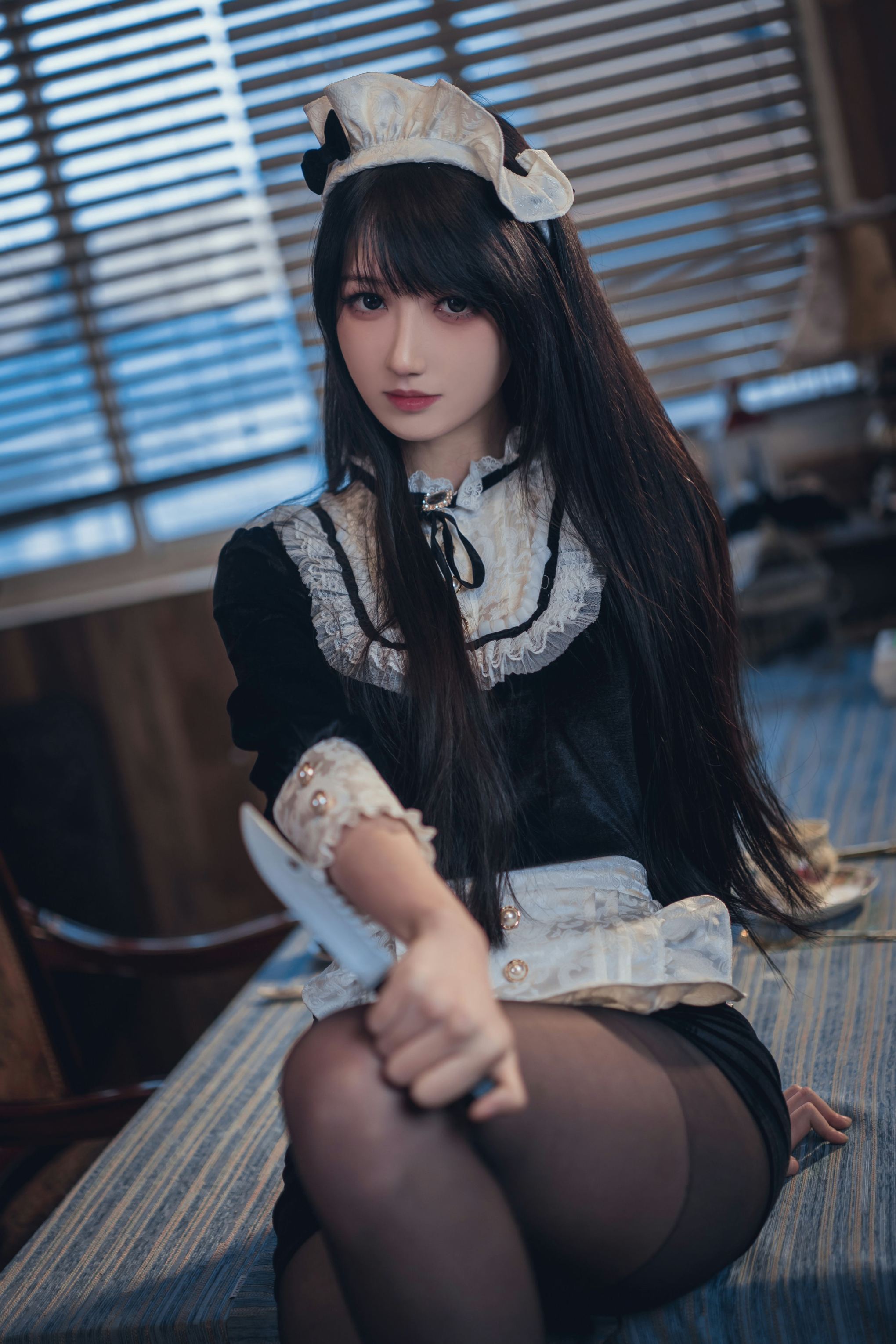 抖个姬灵-舰长 女仆 [16P-234MB] - 柚子肉