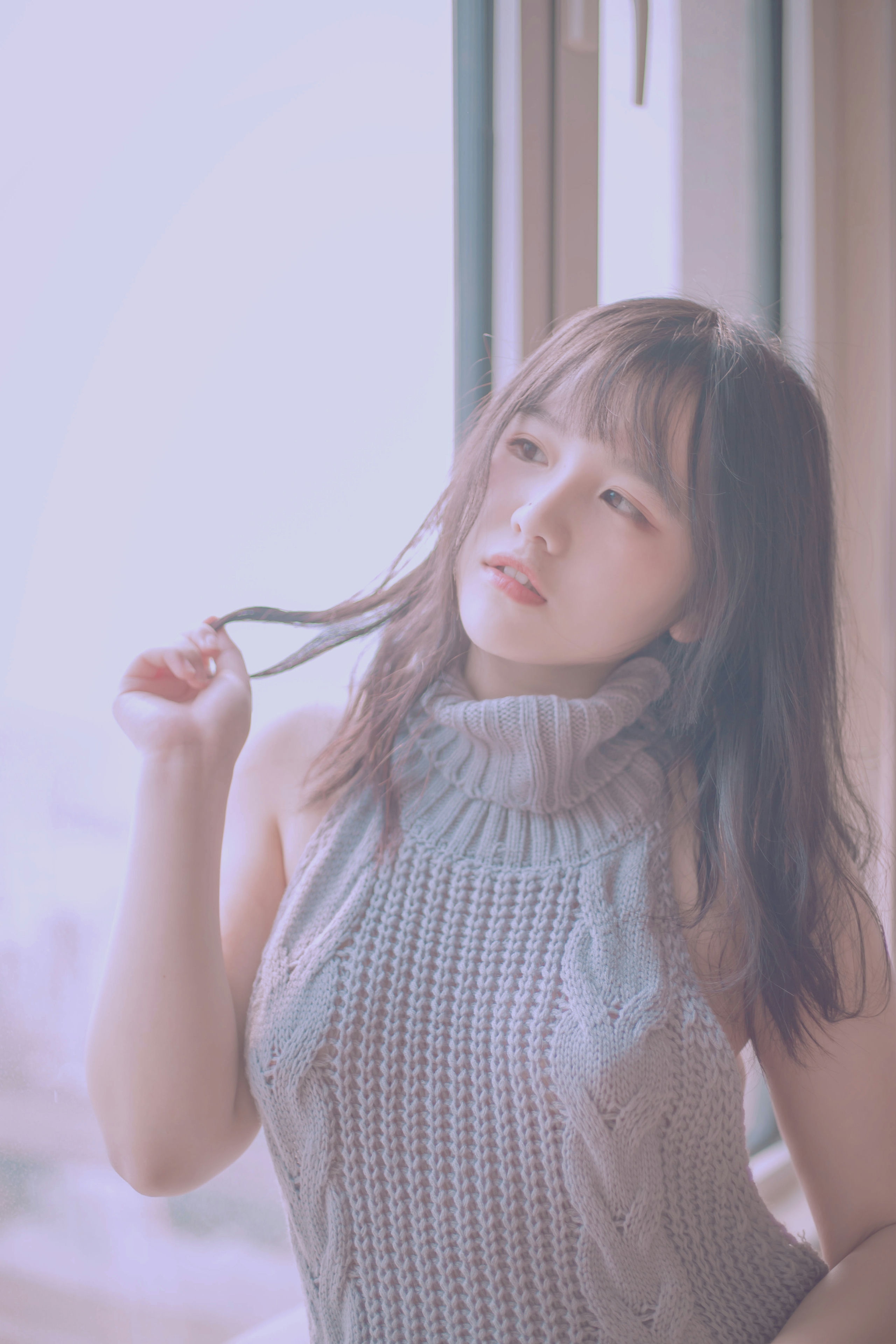 【阿半今天很开心】露背毛衣 [28P-157MB] - 猫爪