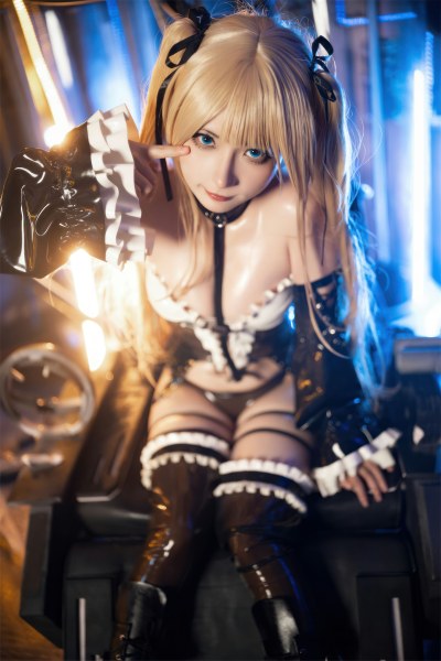 是三不是世w- 玛丽萝丝胶衣 [40P-349MB] - 柚子肉