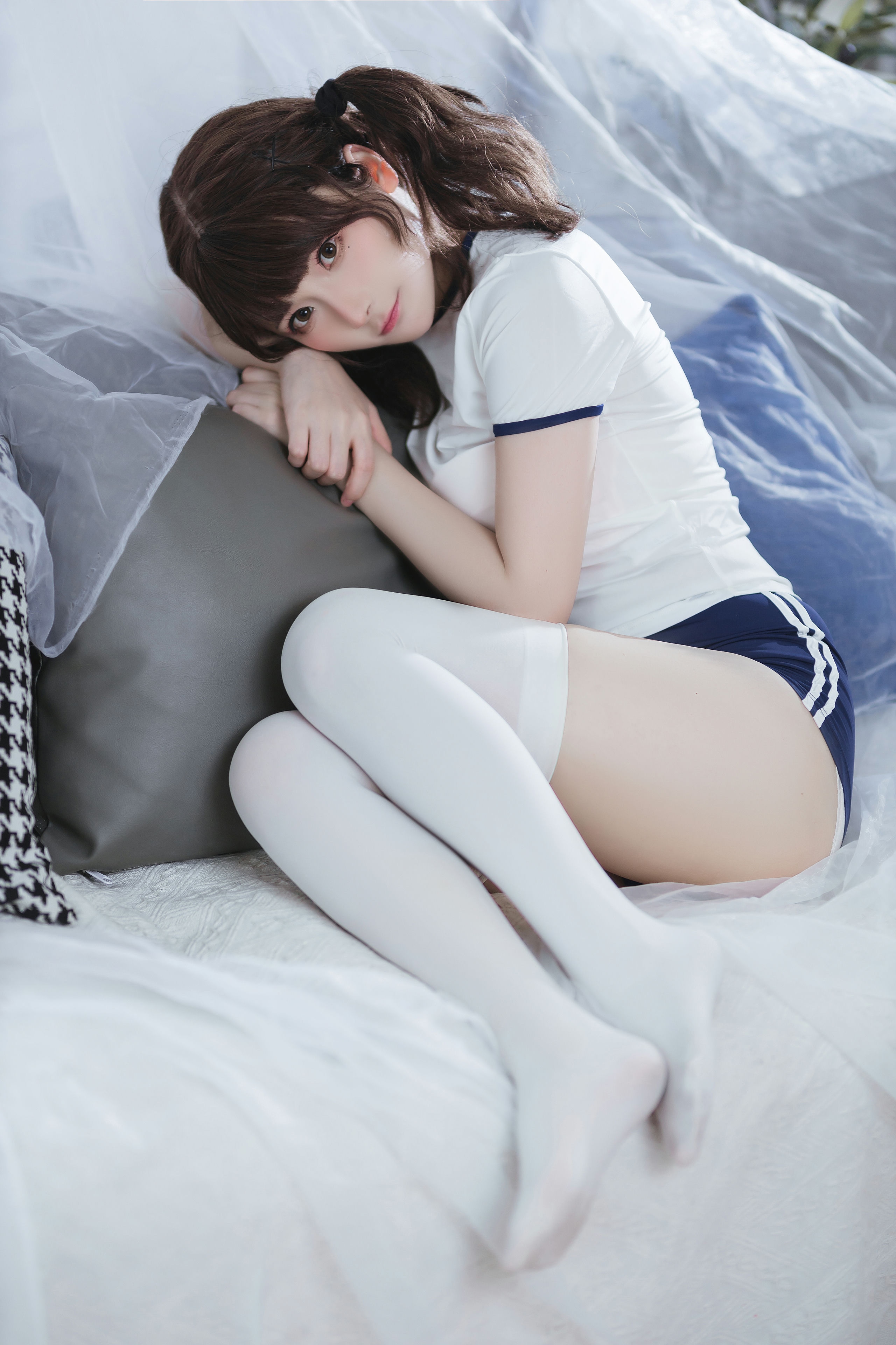 【是三不是世w】束缚 [37P-527MB] - 猫爪