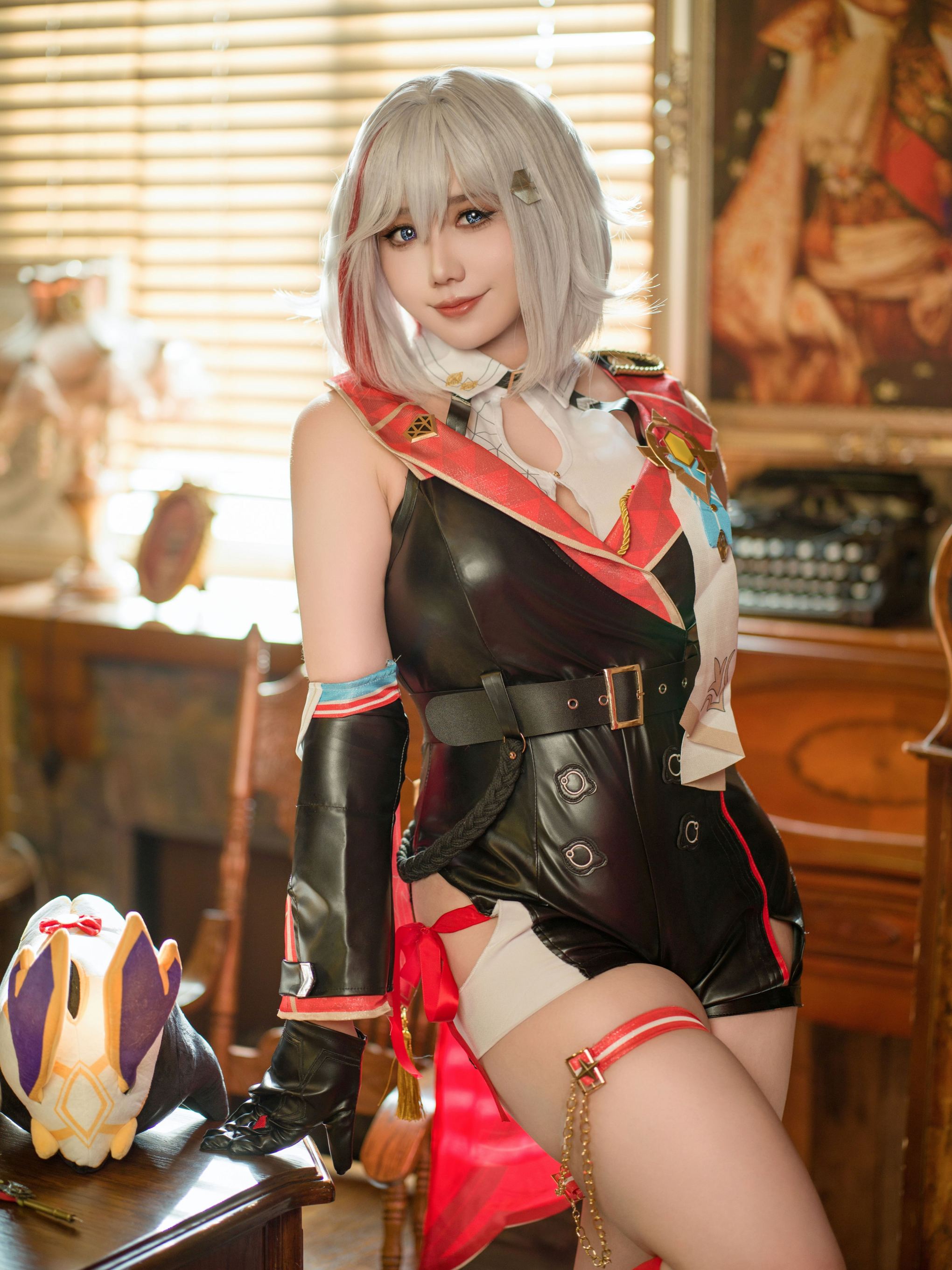 麻花酱-一月合集 托帕 [25P1V-338MB] - 柚子肉