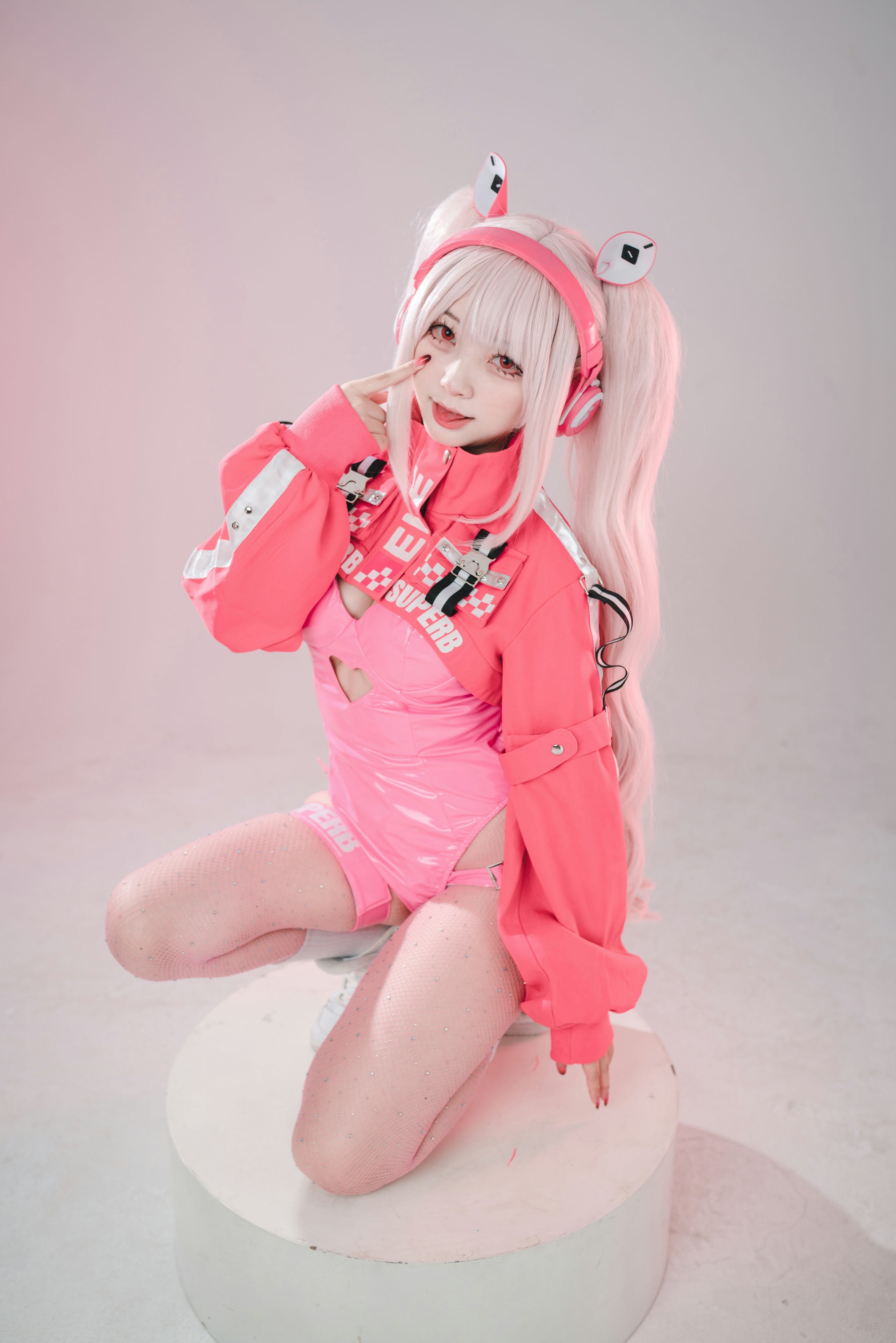 【花铃Hana】胜利女神 爱丽丝兔女郎 [66P-334MB] - 猫爪