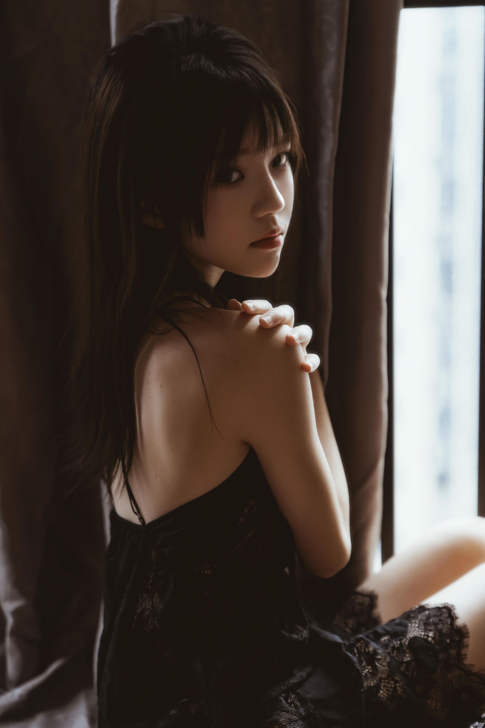 桜桃喵-黑 睡衣 [21P-163MB] - 柚子肉