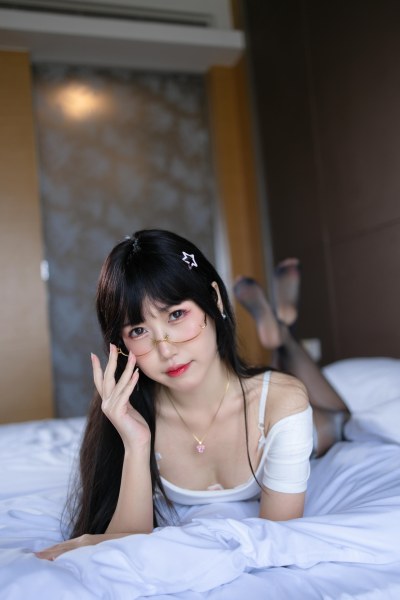 不呆猫-黑丝OL 顶头上司 [91P1V-1.42GB] - 柚子肉