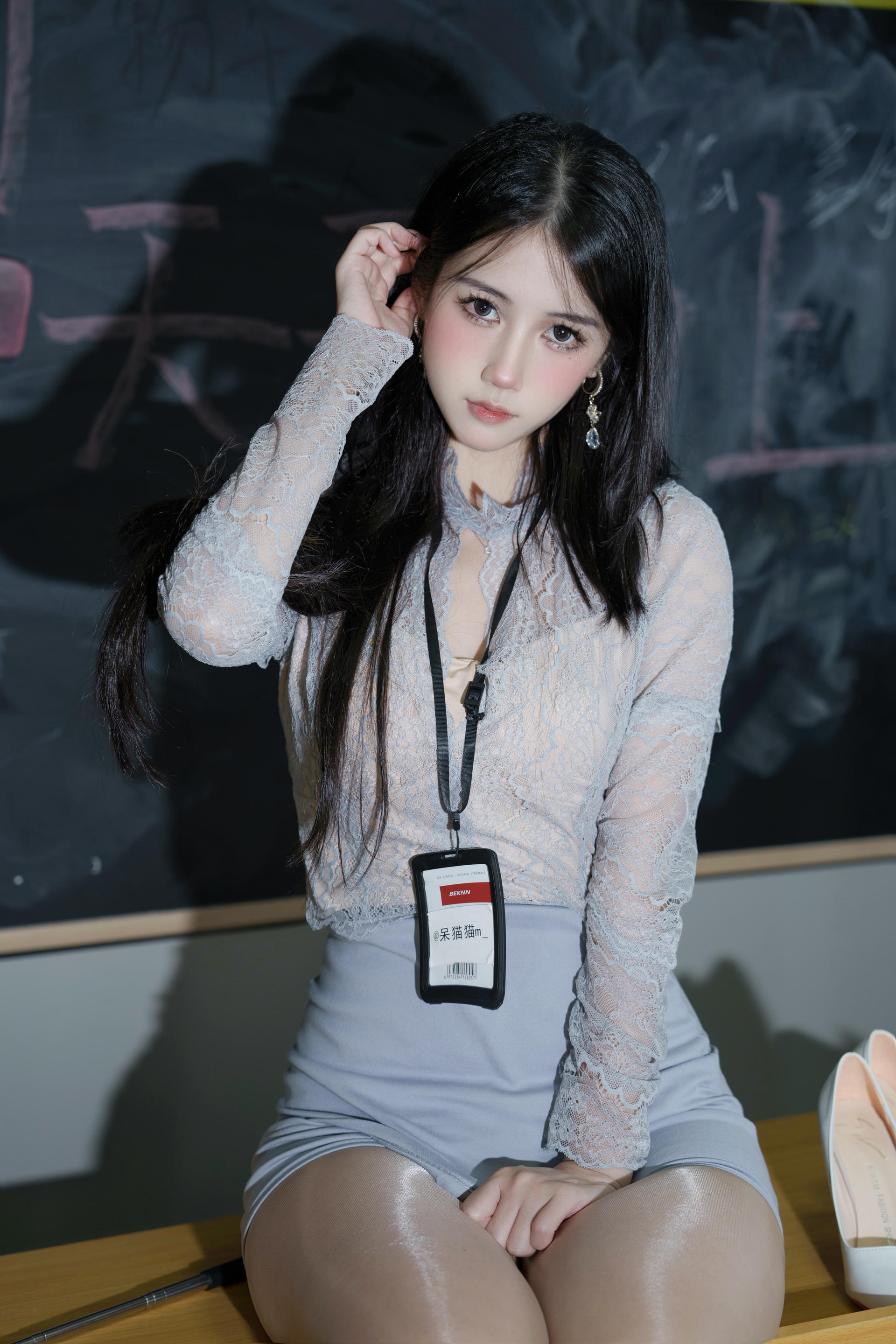 【不呆猫】肉丝亮丝纯欲教师 [59P1V-2.23GB] - 猫爪