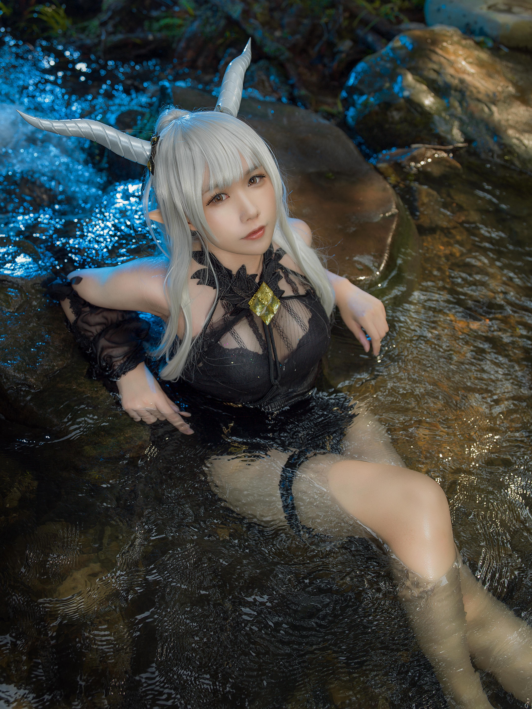 【麻花酱】明日方舟 闪灵泳装 [20P-266MB] - 猫爪