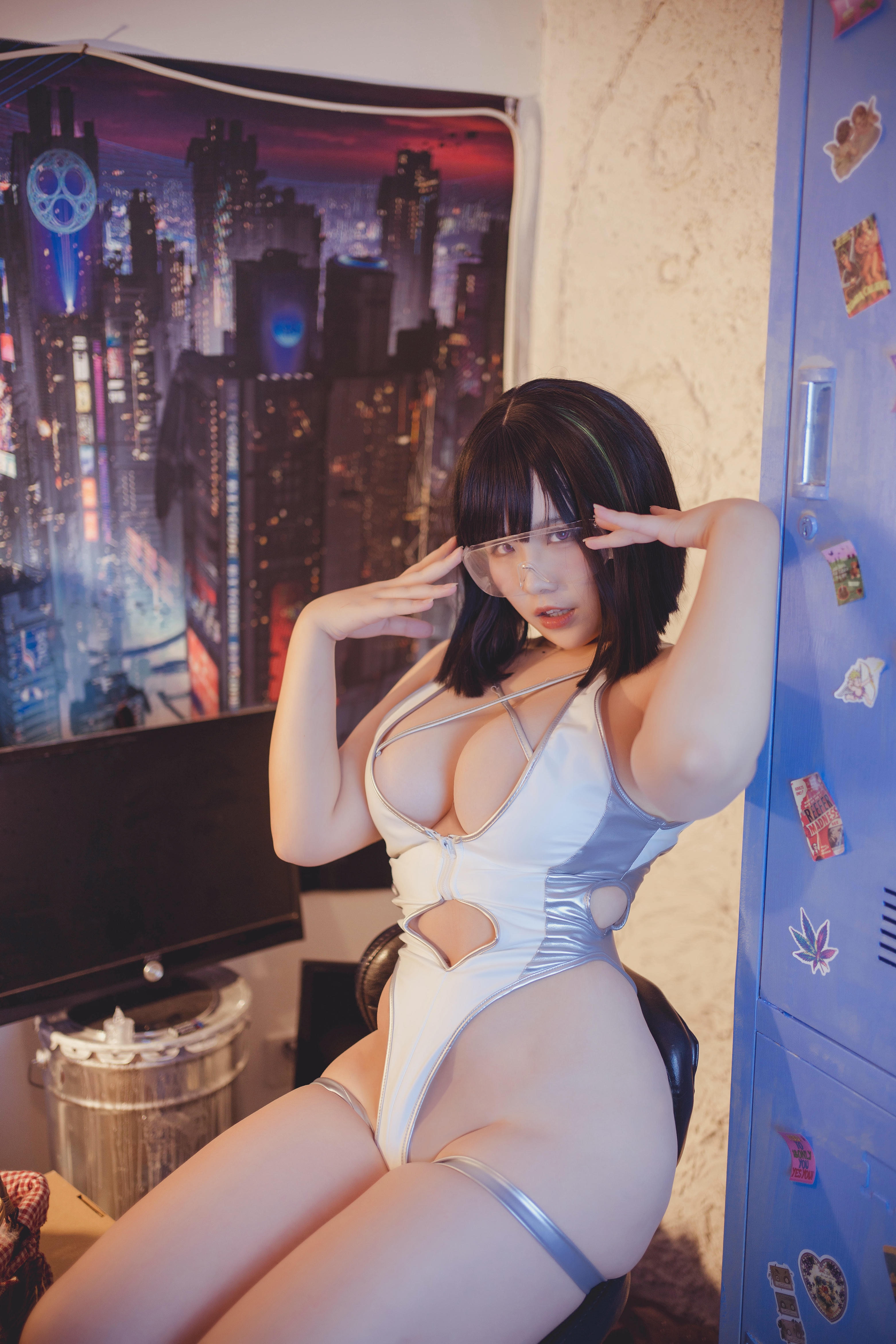 【阿半今天很开心】银泳装 [45P-252MB] - 猫爪