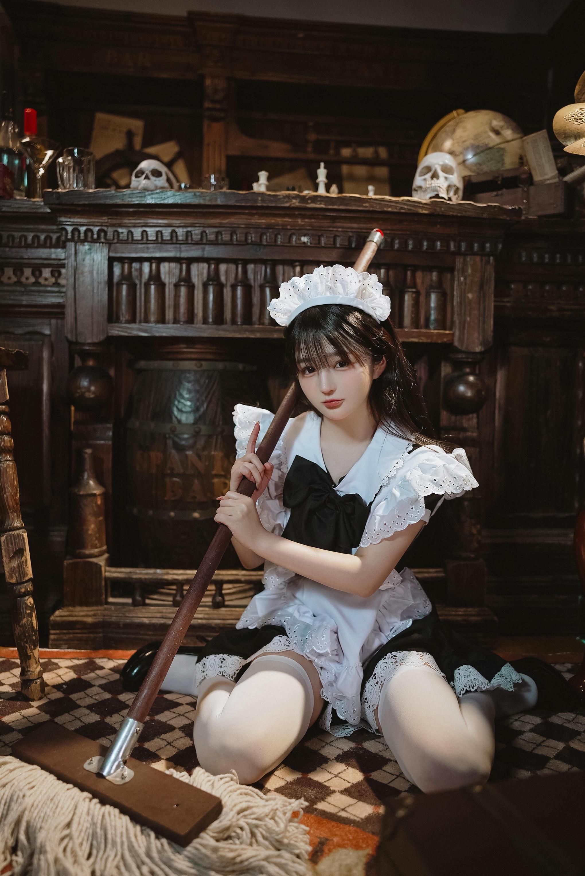 宁宁子同学(桜井宁宁)-新符文女仆 [122P-0.99GB] - 柚子肉